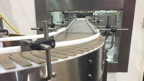 Infeed and Outfeed Conveyor | Material Handling and Logistics